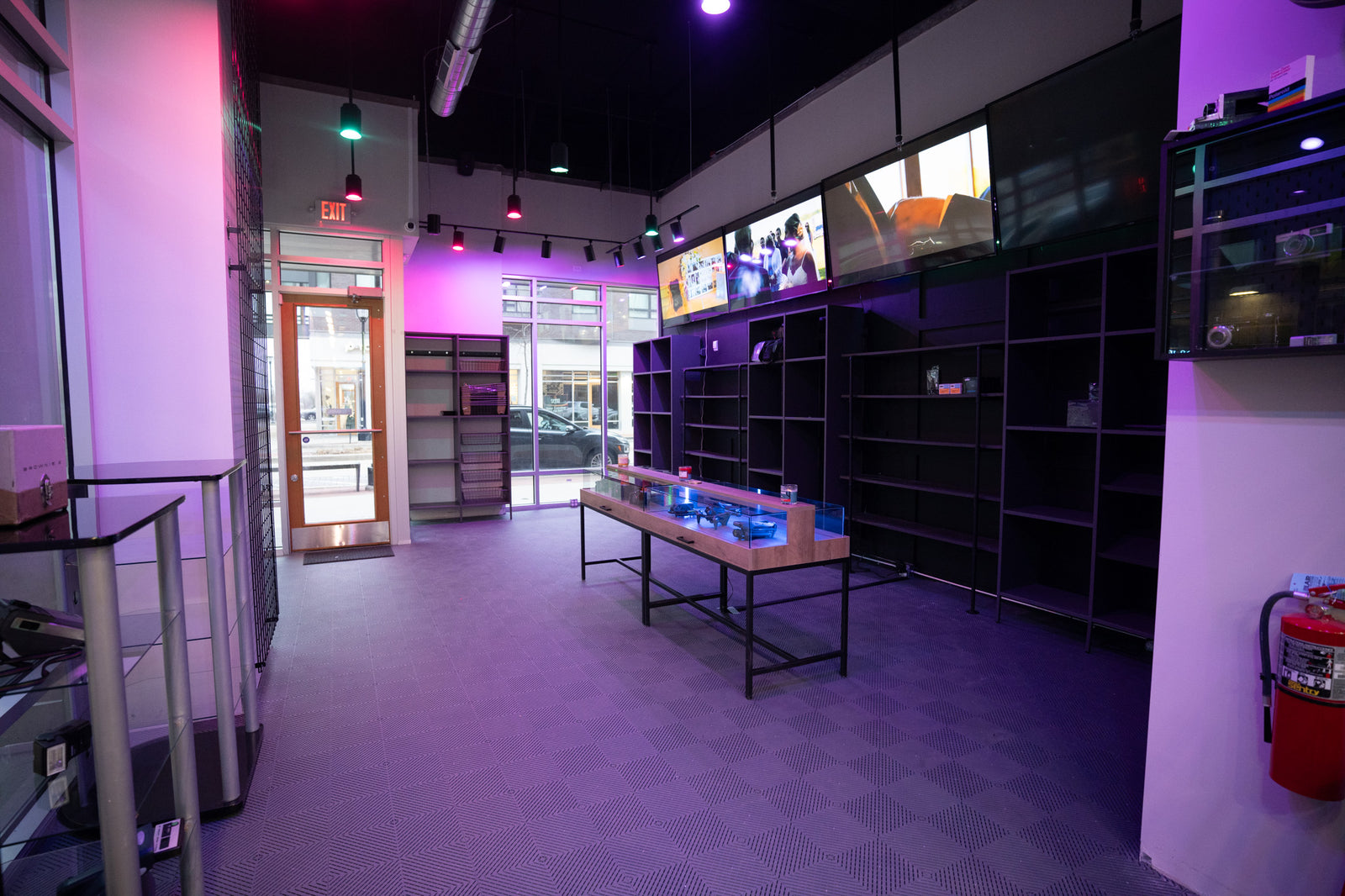 Impulse. - Camera Gear | Studio | Media | Marketing – IMPULSE